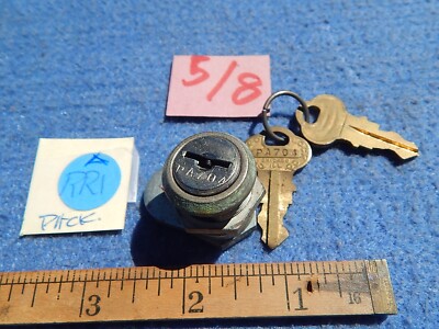 1940s Packard Coin Box Lock & Key 5/8 inch - Chicago PA 704 - 2 keys (B ...