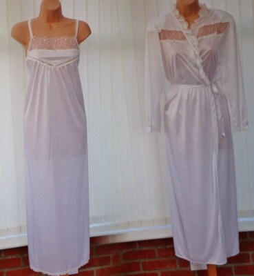 B11 VTG BRETTLES SHEER LACE WHITE RIPPLE SATIN 70'S NIGHTIE NEGLIGEE ...