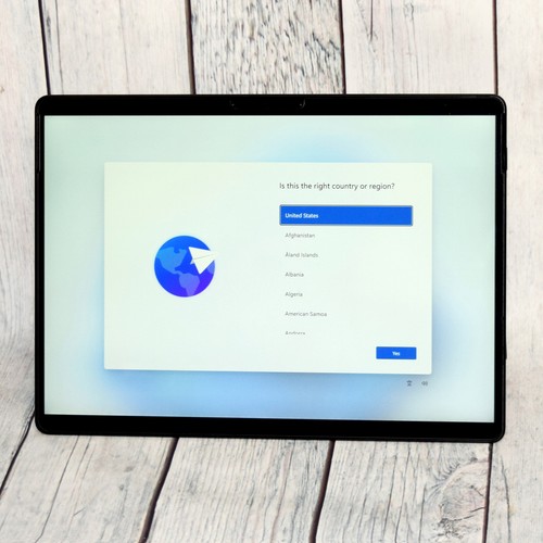 Microsoft Surface Pro X 8GB Ram 128GB HD Microsoft SQI Processor - Free ...