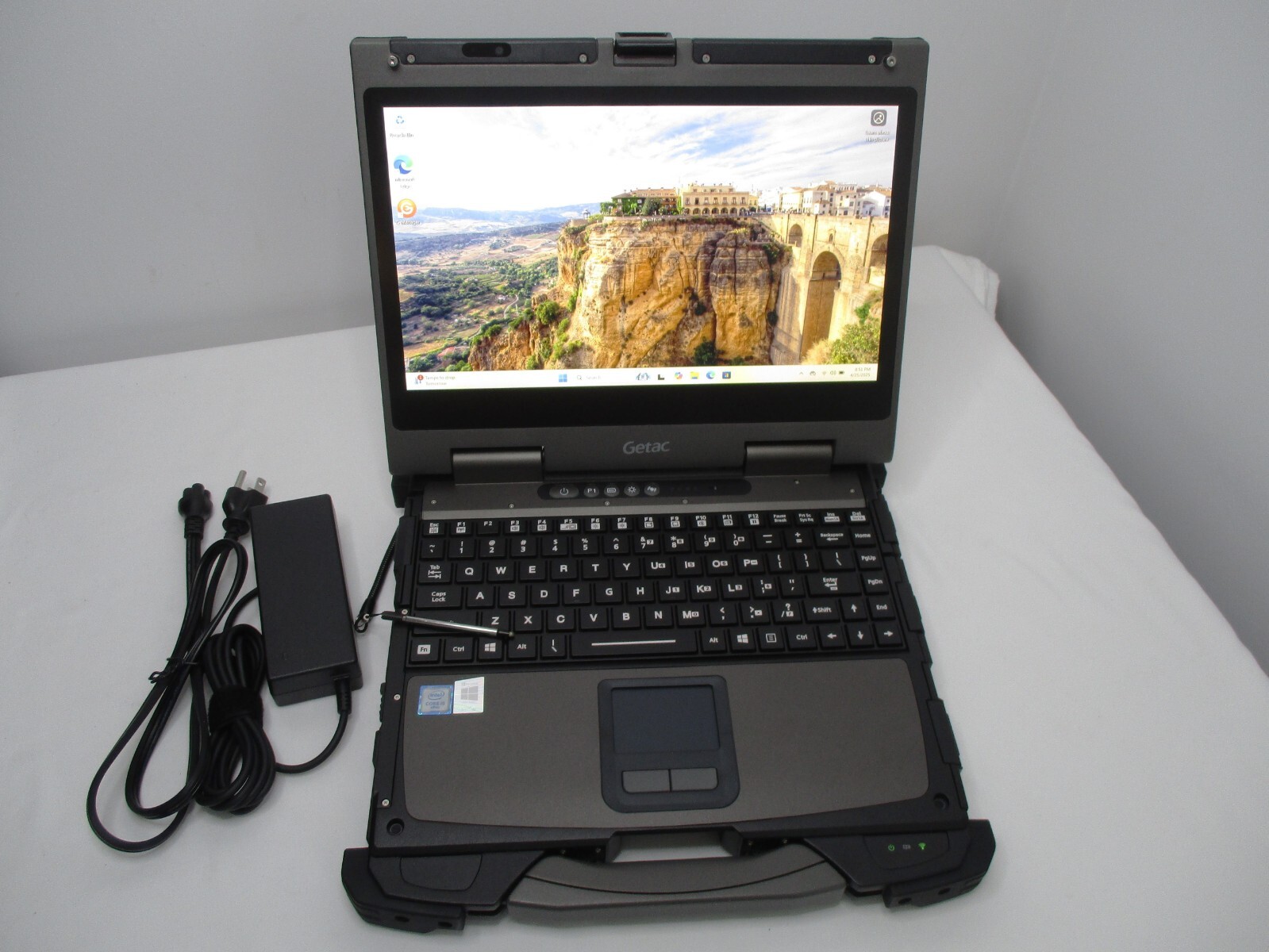 Getac B300 G7 Rugged Laptop 13.3" FHD Touch i5-8350U 1.7Ghz 16GB DDR4 ...