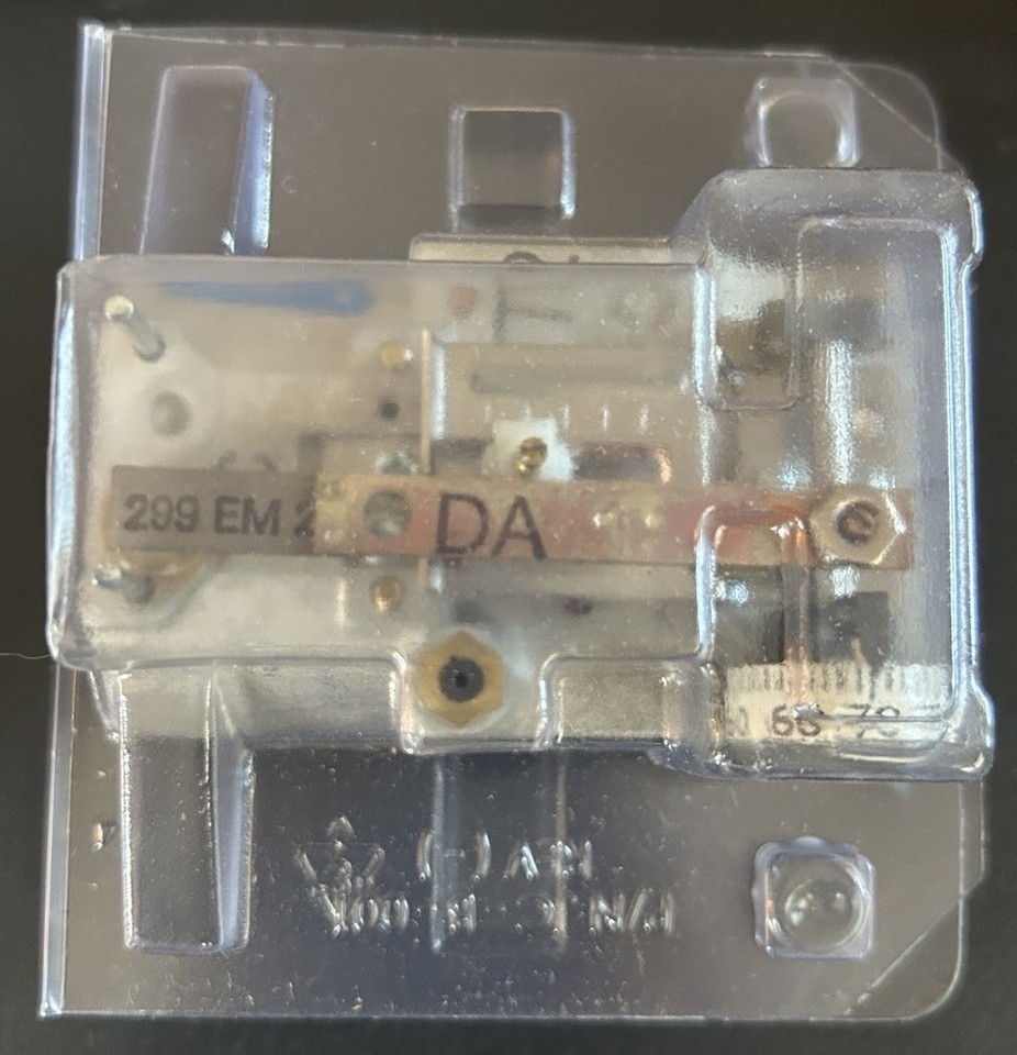 Johnson Controls T-4002-201 Thermostat | T-4002-6201. FREE SHIPPING! | eBay