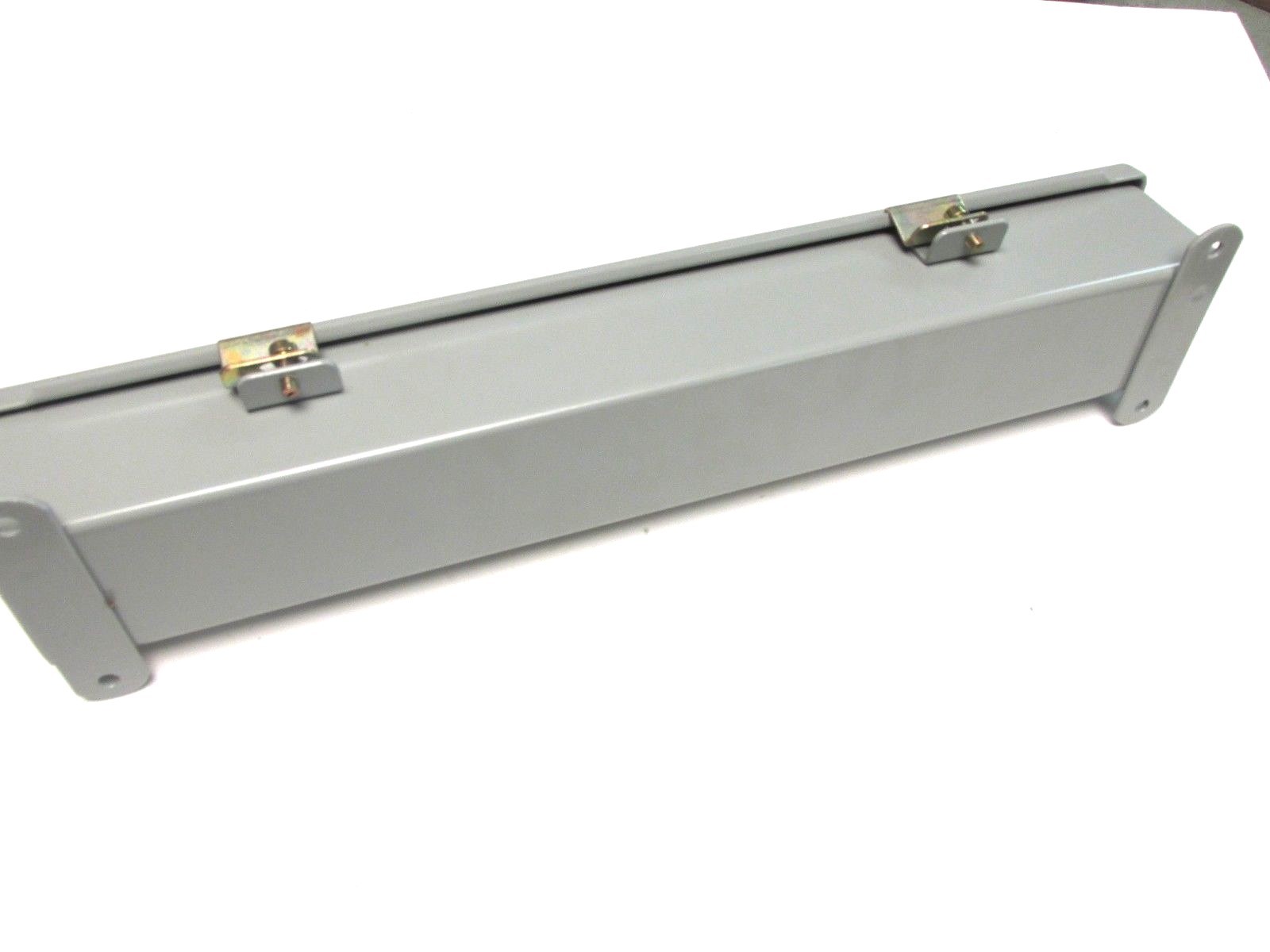 NEW ... Hoffman Wireway / Aux Gutter Hinged Enclosure Cat# F22T18HC ...