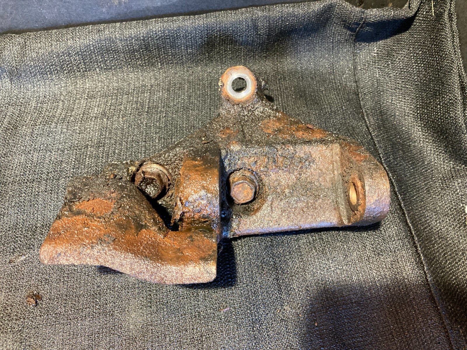 01-03 Toyota 4Runner Tundra Tacoma 3.4L 5VZFE Alternator Bracket ...