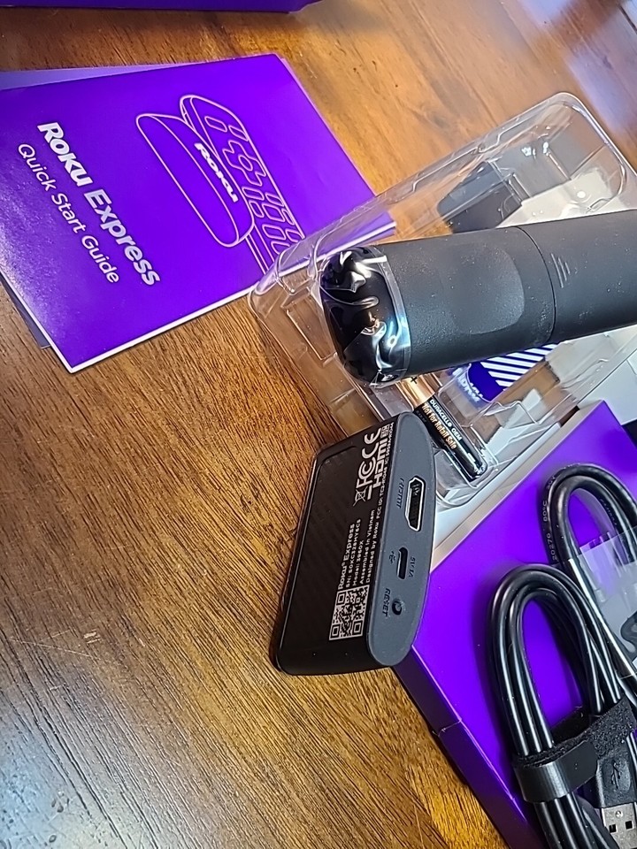 Roku Express 3960RW HD Streaming Device - Black 829610004914| eBay