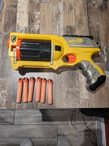 Nerf N-Strike Toy Gun - Maverick REV-6 Revolver with 6 Darts Tested and ...