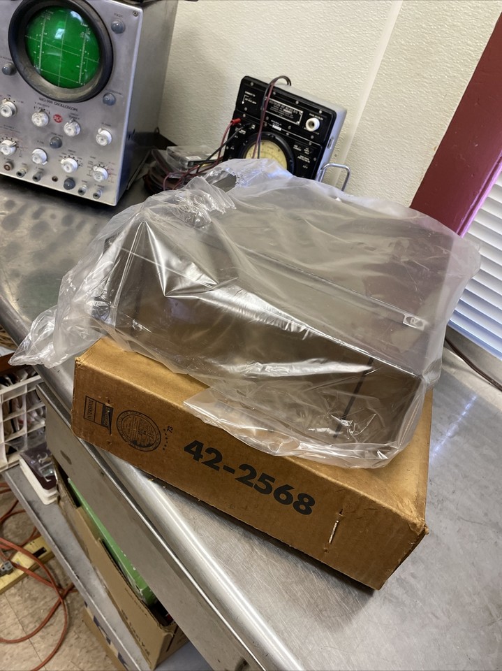 Realistic LAB 12C Turntable Smoke Plastic Dust Cover Lid with original ...