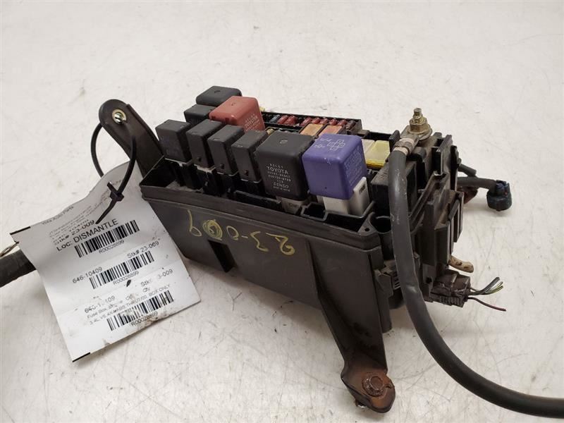 Toyota 4Runner, Fuse Box Only Thru 7/00 W/ABS, 1998-2004, 3.4L,V6 ...