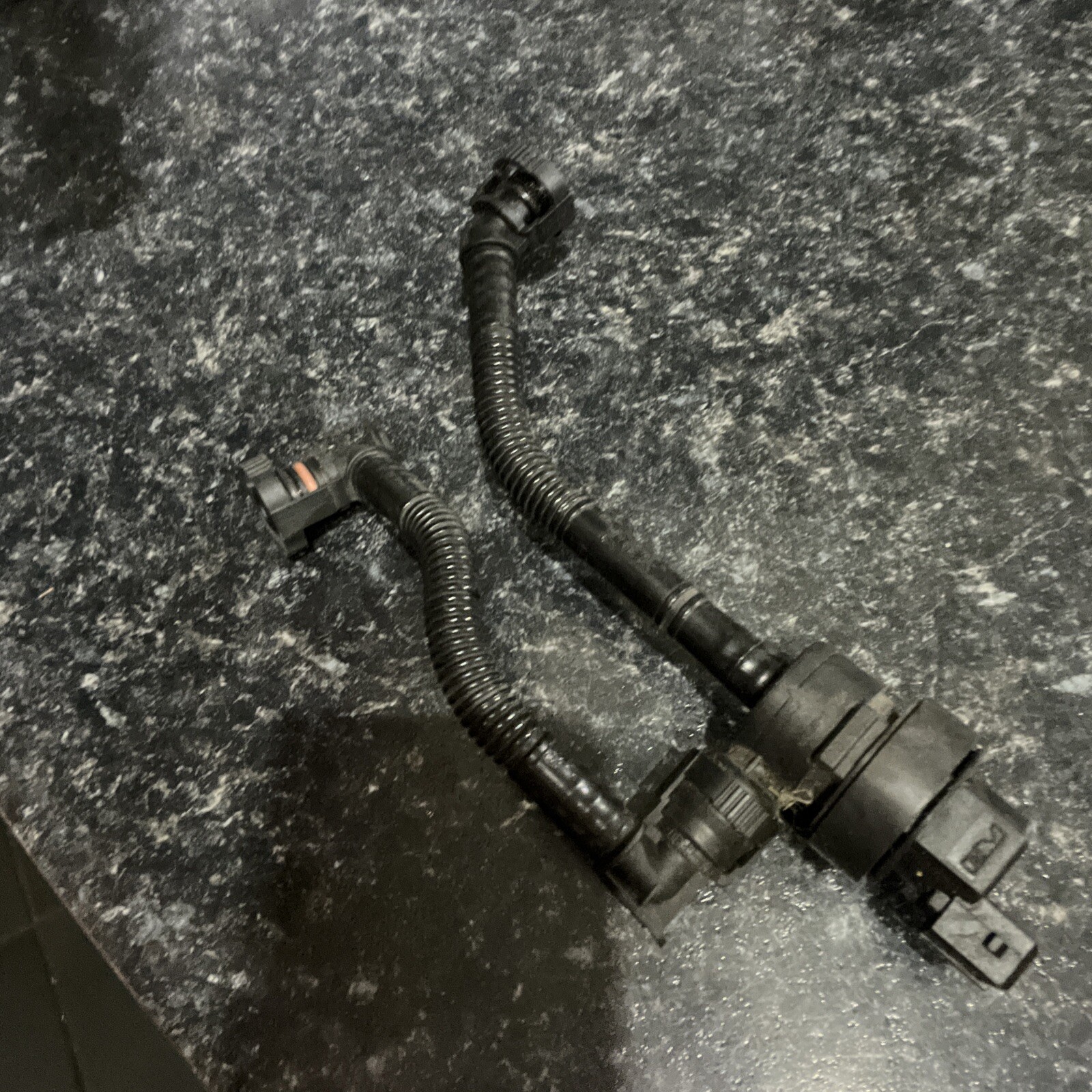 BMW 3-SERIES E46 FUEL TANK RETURN VENT VALVE 7512581 for sale online | eBay