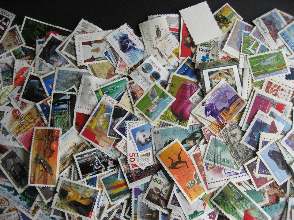 Canada collection of 1600 different, interesting stuff lurks, see ...