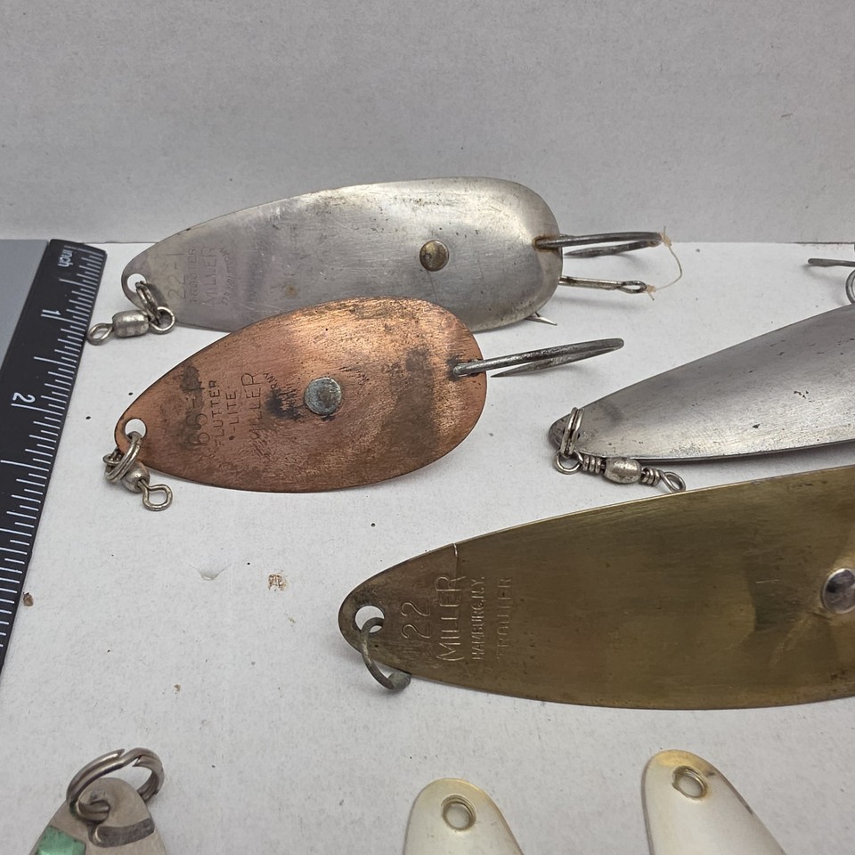 Vintage Fishing Lure Lot Estate Find - Miller Spoons, Helin Flatfish ...