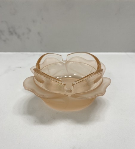 Vintage Viking Glass PEACH Satin Epic Leaf Ashtray with Sticker | eBay