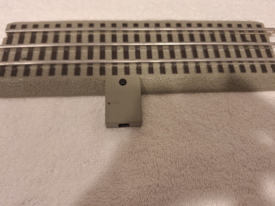 LIONEL FASTRACK 6-81317 PLUG EXPAND PLAY ACCESSORY ACTIVATOR TRACK | eBay