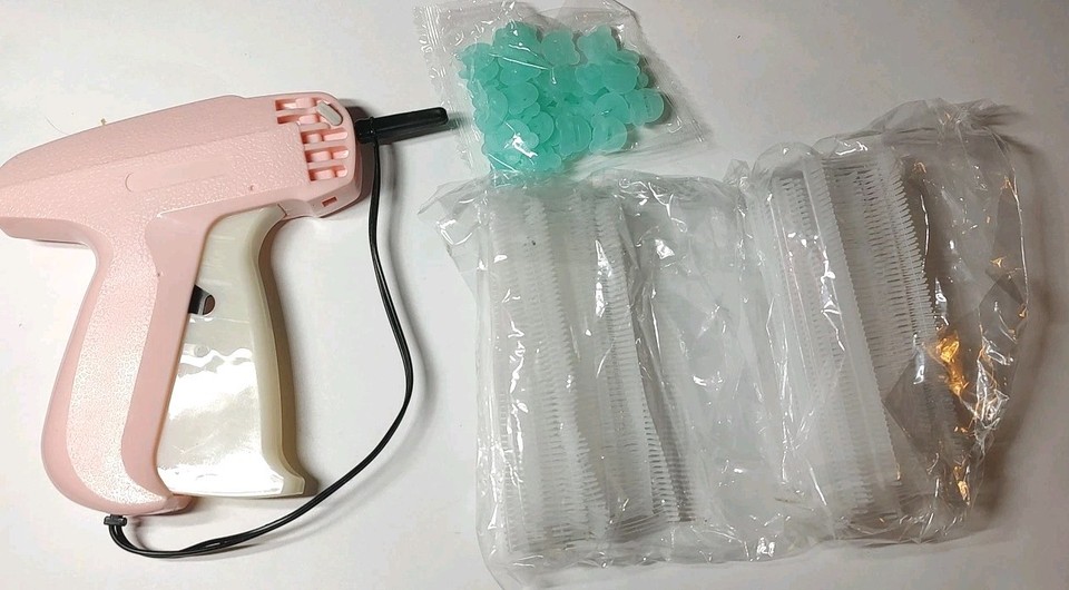 GP-Fine Quilters Pink Basting Gun With about 975 Tacks | eBay