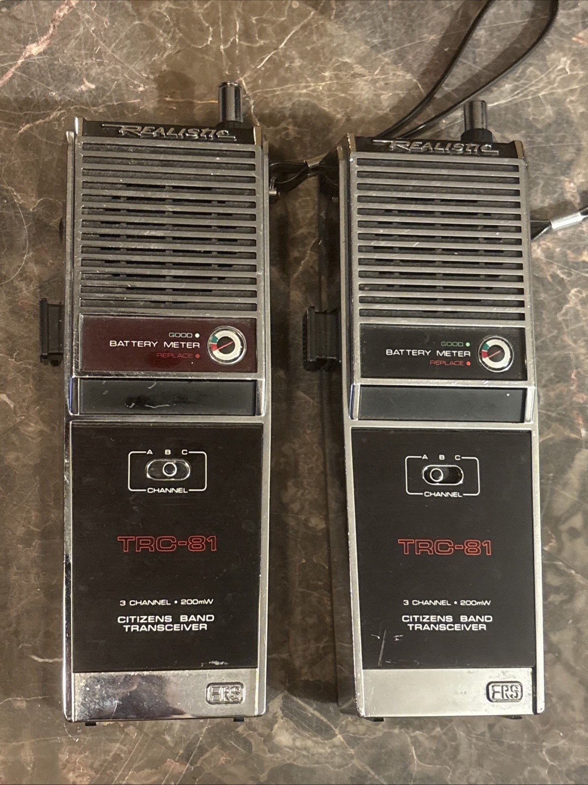 Realistic TRC-81 3 Channel 200mW Citizens Band Walkie Talkie - Untested ...