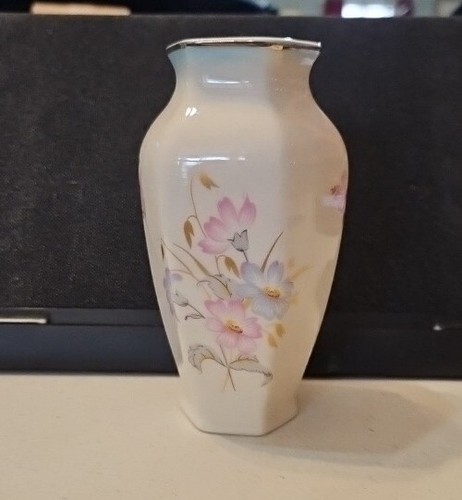 Royal Worcester Spode Palissy Hexagon 5 Inch High Bud Vase England ...