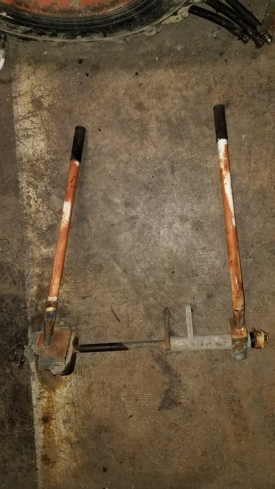Bobcat 643, 742, 743 Hand control levers and bellcrank 6564643, 6558615 ...