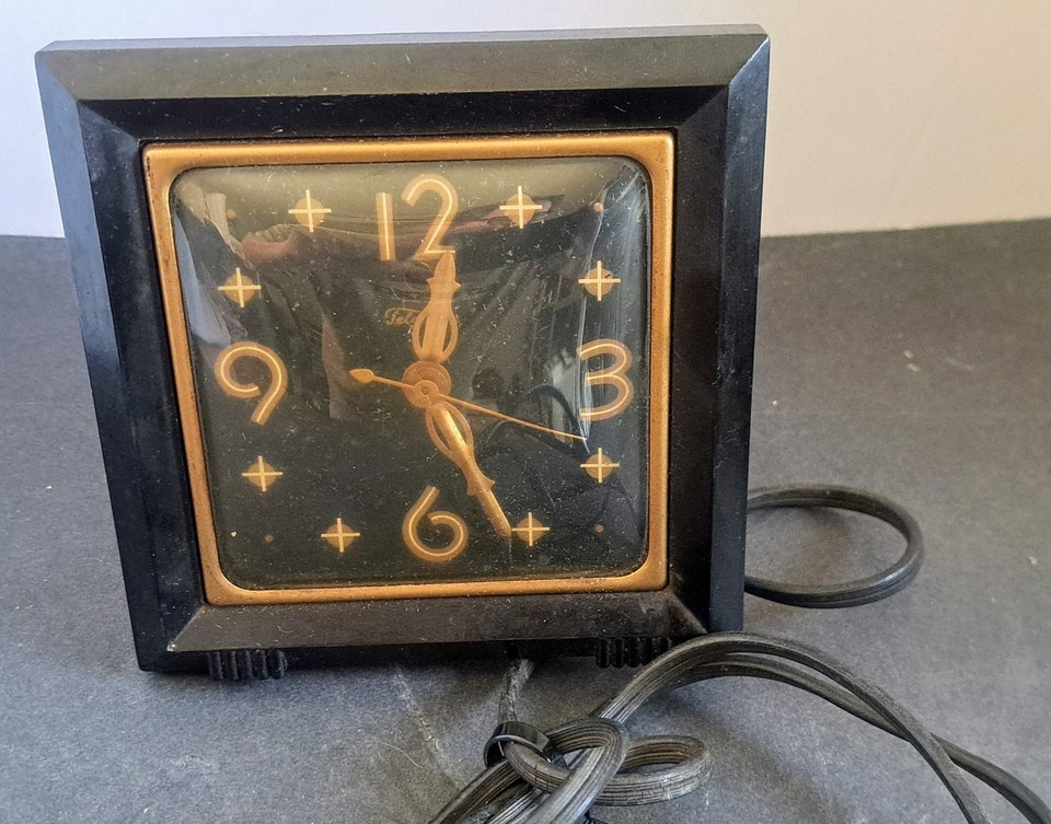 Vintage Telechron Clock MCM Art Deco Bakelite MODEL 3H155 | eBay