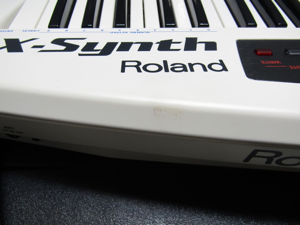 Roland AX-Synth 49-Key Synthesizer Keytar - White | eBay