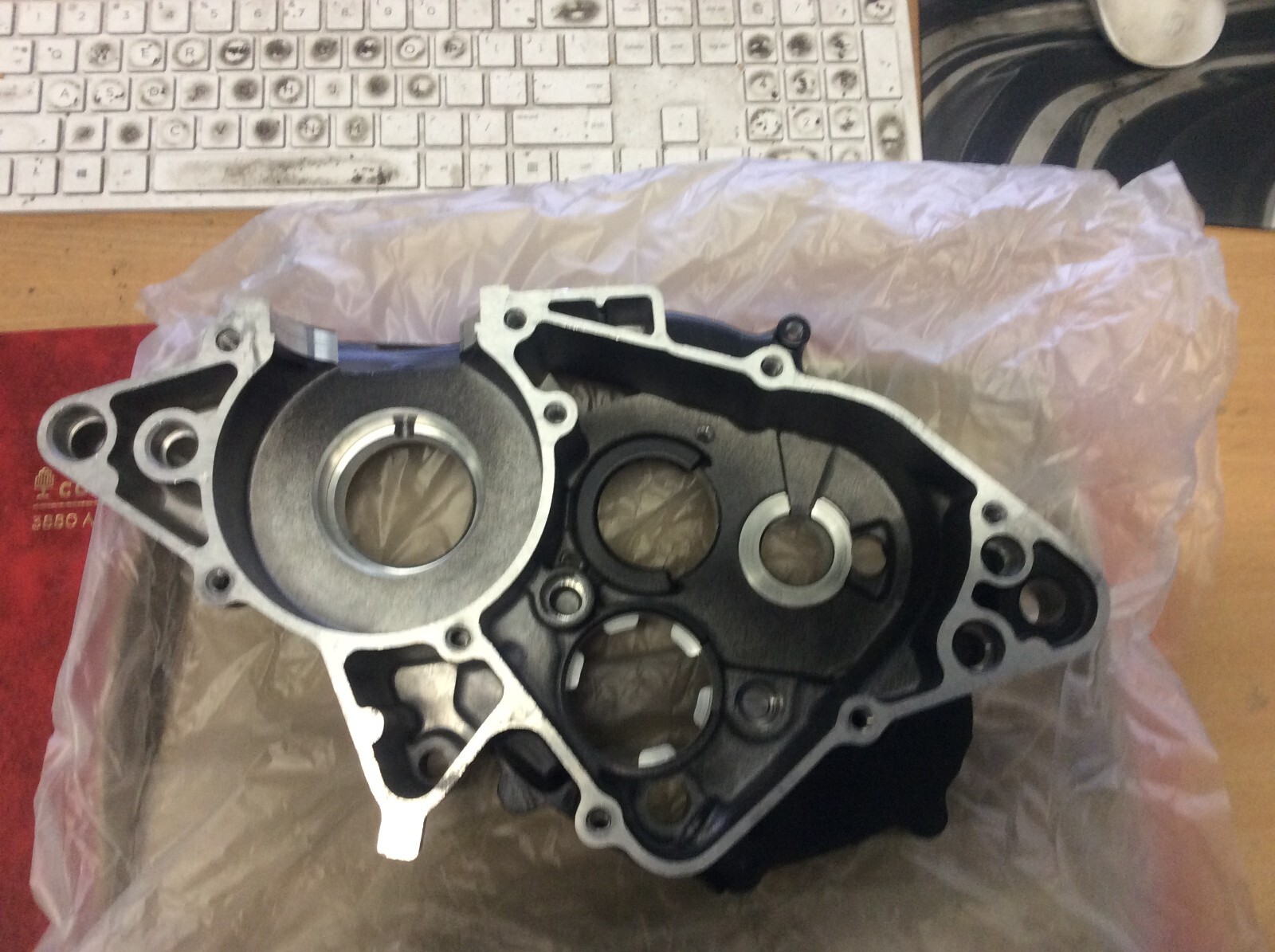 GENUINE YAMAHA PARTS RIGHT CRANKCASE HALF YZ80K 1983 22W-15121-00 | eBay