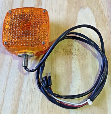 ~ NEW PACCAR OEM KENWORTH SQUARE FRONT TURN SIGNAL LAMP ASSEMBLY ...