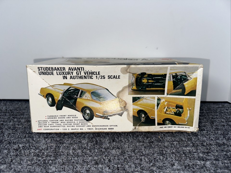 AMT model car kit 1:25 Studebaker Avanti T413 New in factory sealed bag ...