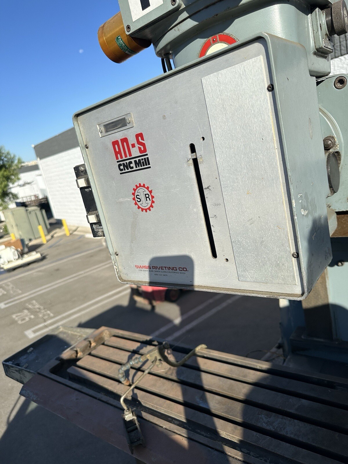 SHIZUOKA AN-S Machine Tool Turret Vertical CNC Milling Machine Yaskawa ...