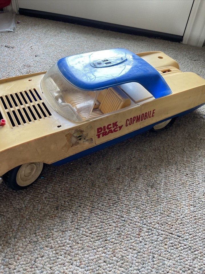VINTAGE 1963 IDEAL DICK TRACY COPMOBILE POLICE CAR **FOR PARTS OR ...