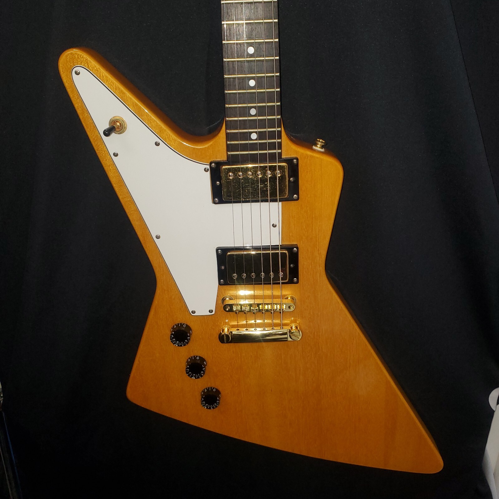 Left Handed Gibson Explorer Guitars for Sale
