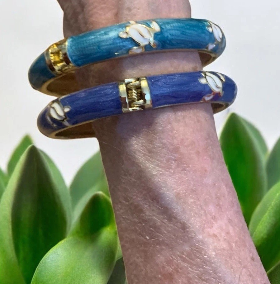 2 Enamel Bangle Bracelets Island Blue Teal White Sea Turtles Hinged ...