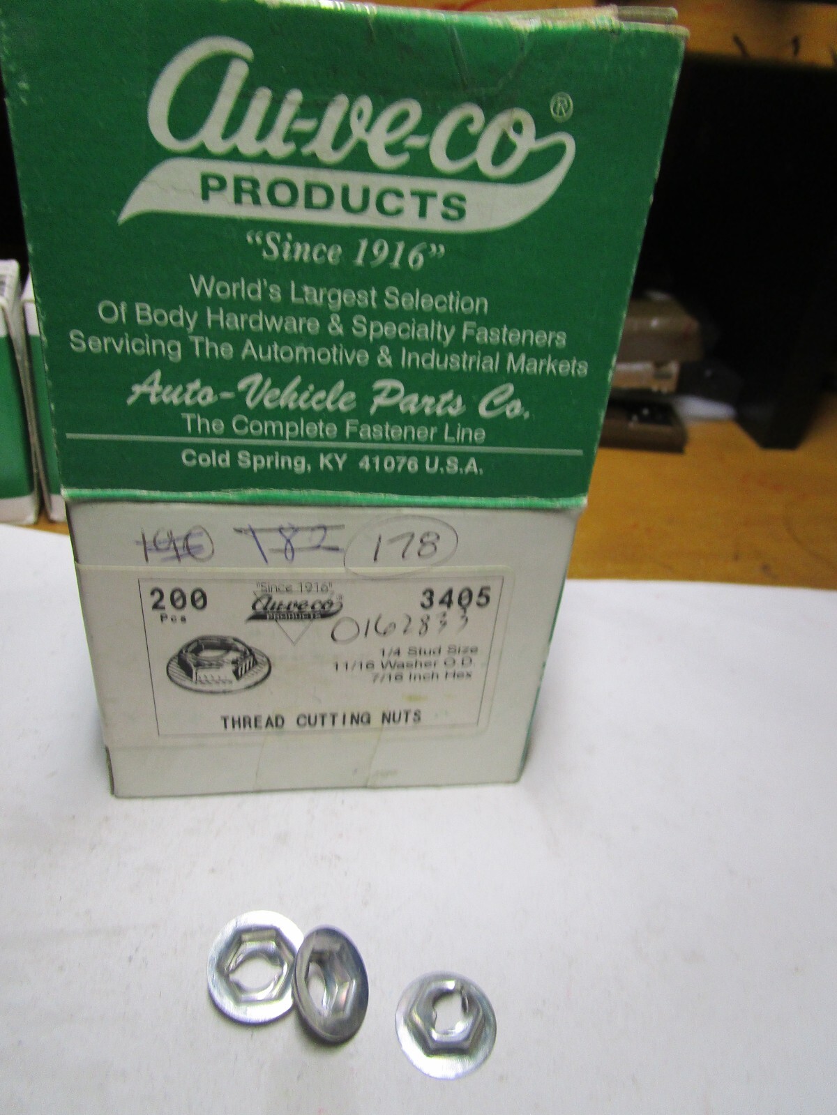 Auveco # 3405 THREAD CUTTING NUT 1/4 STUD SIZE 11/16 WSHR DIA QTY 178 ...