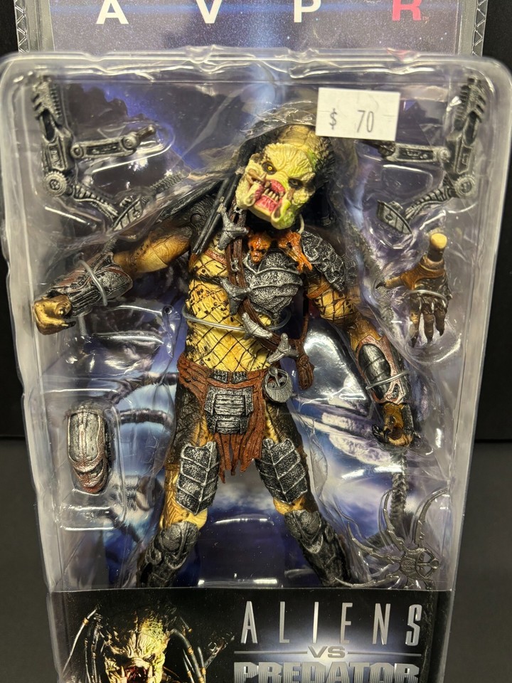 NECA Aliens -VS- Predator Requiem Predator AVPR 2007 | eBay