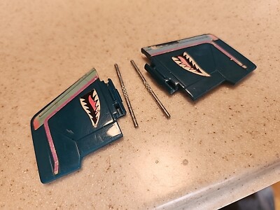Transformers G2 SkyQuake Predator European Exclusive Wings Pins Only TF ...