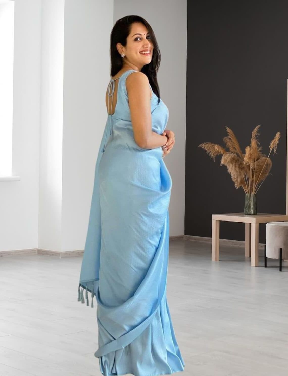 Women's Soft Lichi Silk Beautiful Designer Ethnic Classic Party Wear ...