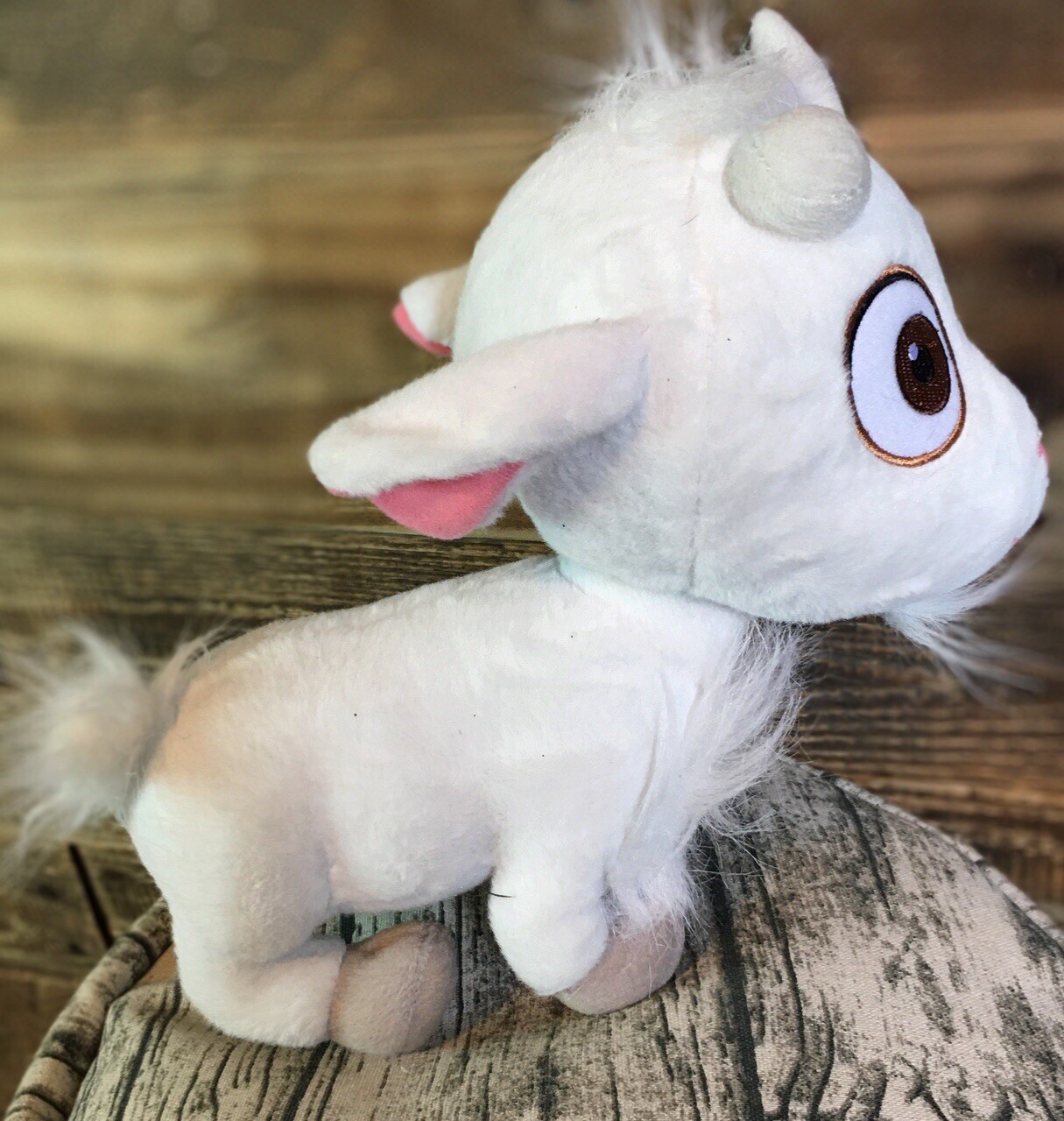 Despicable Me Uni-Goat 10" Plush | eBay