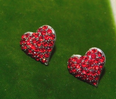 Christmas Red Rhinestone Heart Silver tone Pierced Stud Earrings 11k 6 ...