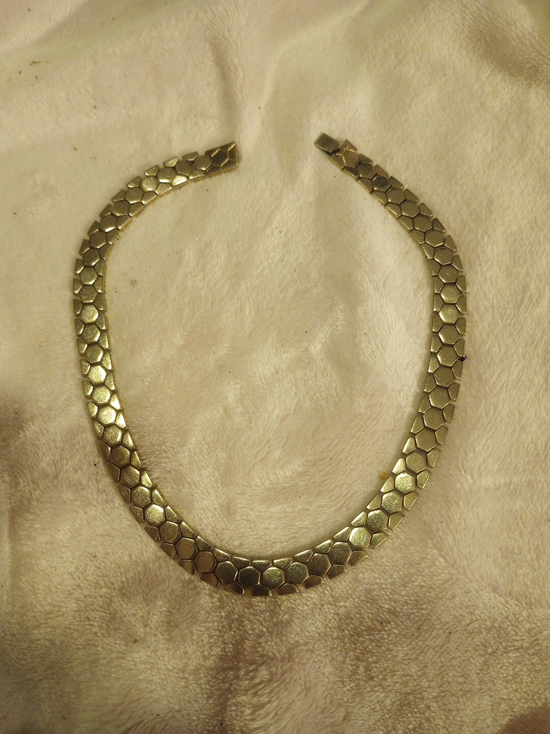 Rare Crown Trifari Snake Skin Choker Necklace - Gem