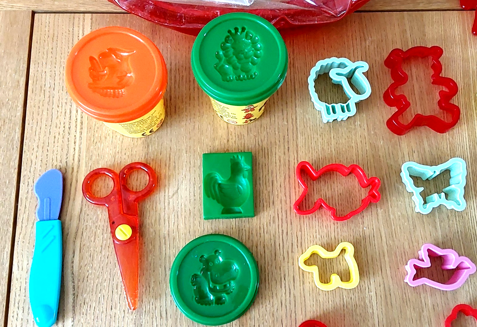 Modelling Clay Set with Cutting Tools/Moulds/Pots & Storage Bag | eBay UK