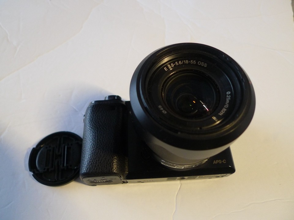 Black Sony digital mirrorless camera 24.3MP A6000 kit w/18-55mm SEL1855 ...
