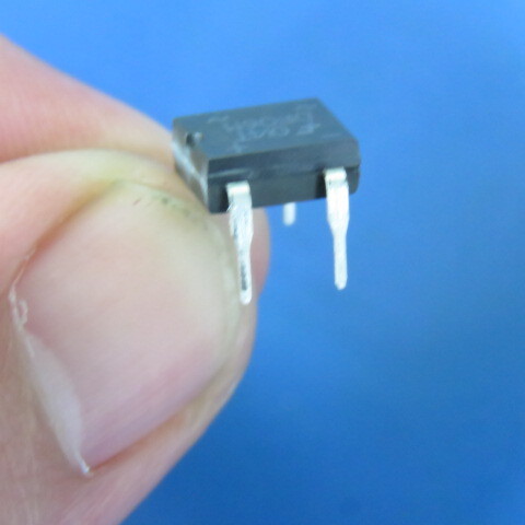 FAIRCHILD DF06M Qty of 450 per Lot 1.5 A 600 V SILICON BRIDGE RECTIFIER ...