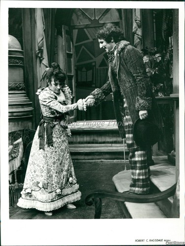 1973 Photo Jack Creley Shakes Actress' Hand In The Marriage Brokers ...
