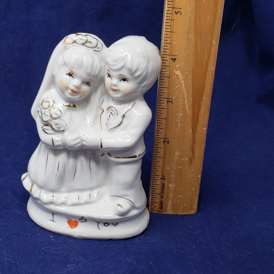 Vintage Bride And Groom Figurine Cake Topper Porcelain White Gold GOT ...
