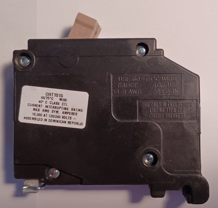 Eaton Cutler Hammer Twin Circuit Breaker 120/240V CHT1515 2-15A Genuine ...