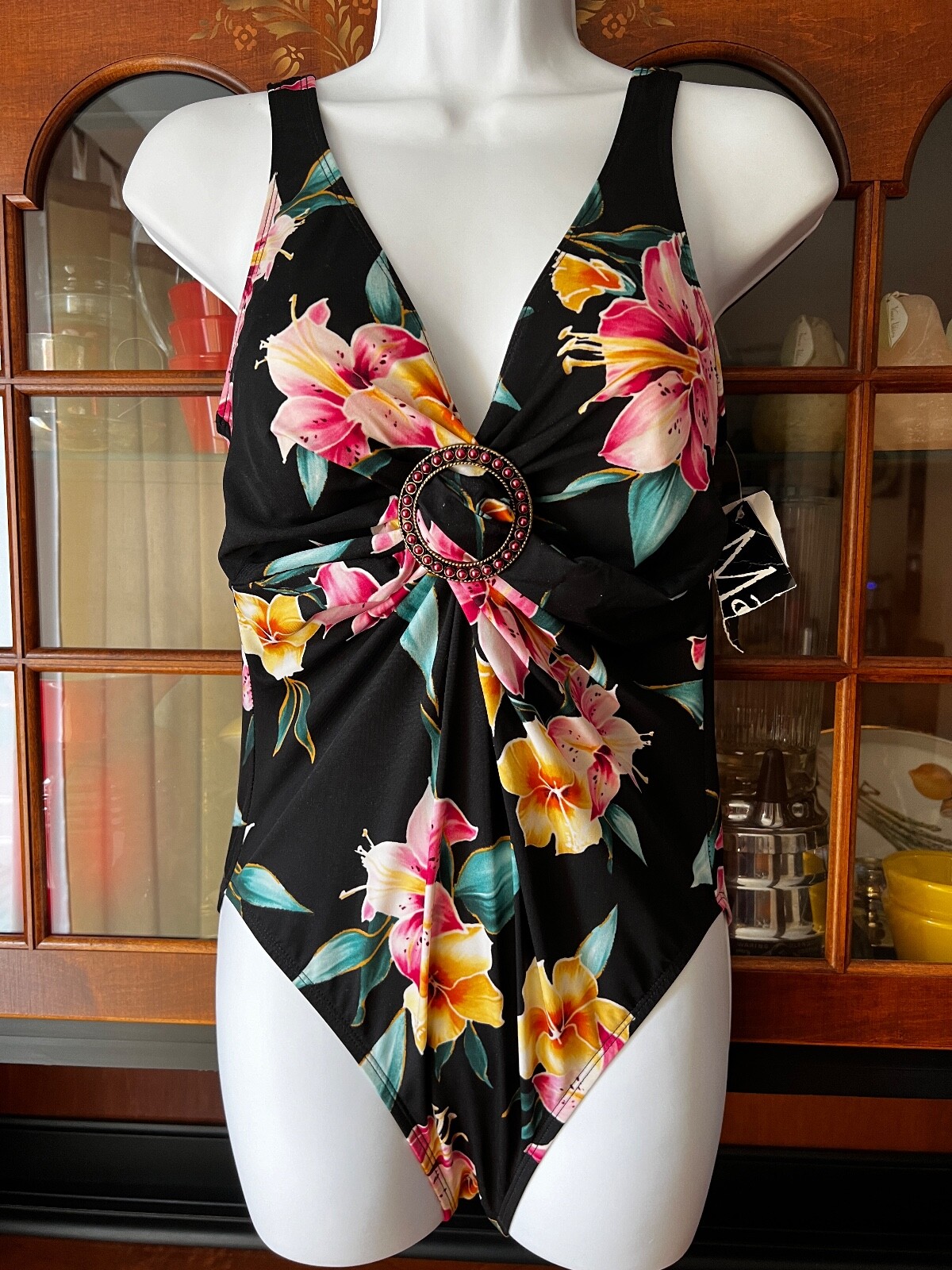 NWT MAGICSUIT by MIRACLESUIT SIZE 12 BLACK TROPICAL LILLY FLORAL ...