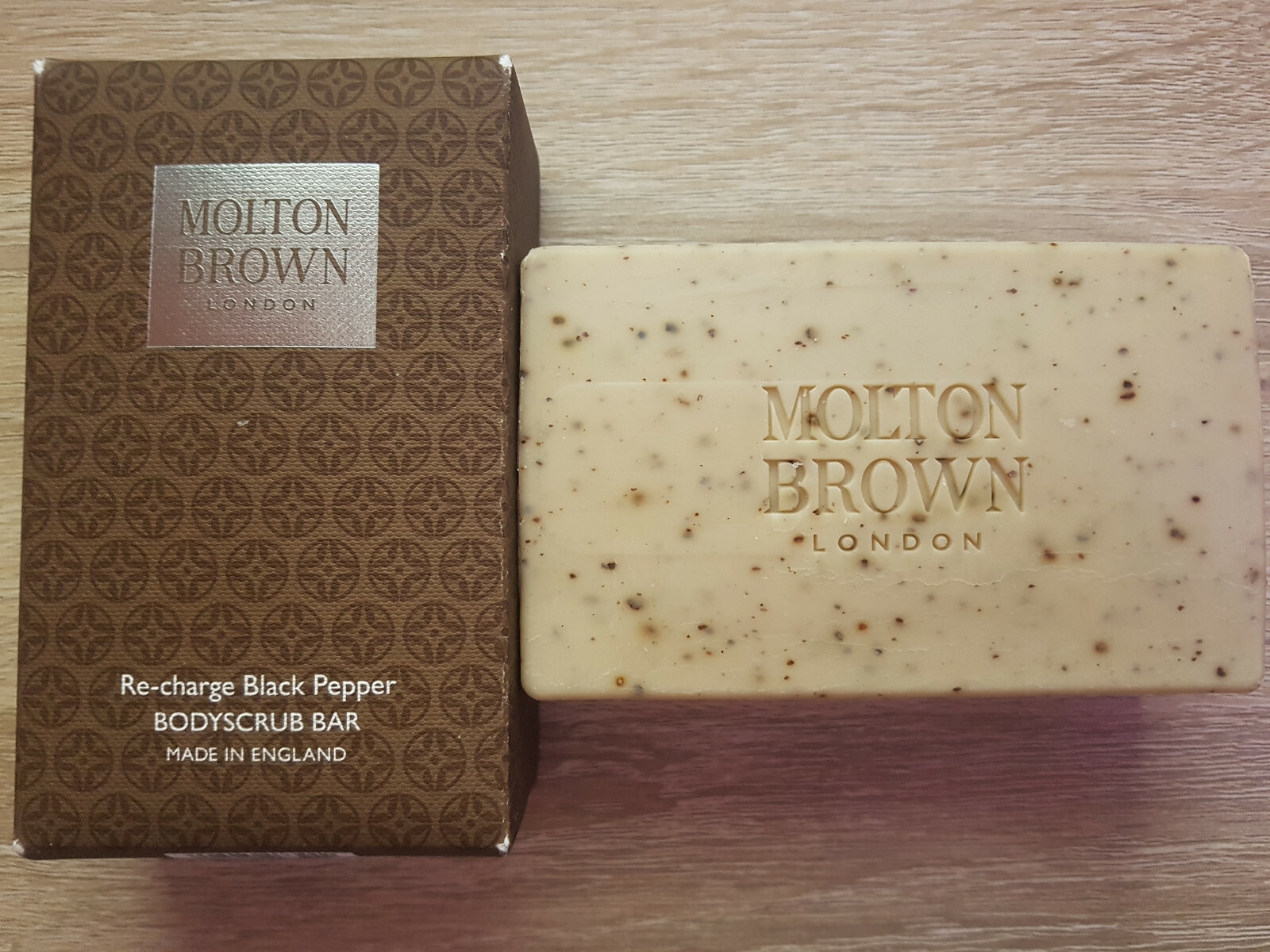 Molton Brown Black Pepper, bar of Soap, for men, Gift Soap, Recharge ...
