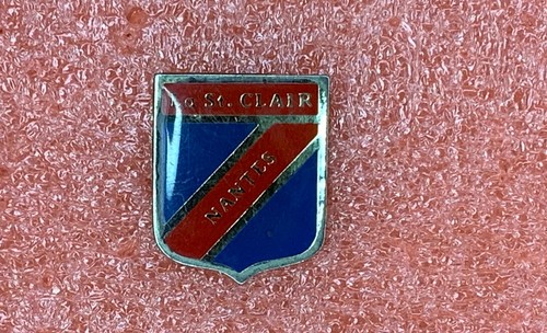 T30 Pins ARMOIRIE La SAINT CLAIR NANTES Gymnastique Blason Ecusson Coat ...