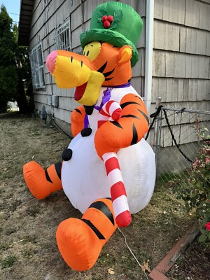 Gemmy Christmas Inflatable Tigger 7’ Tall Snowman With A Candy Cane | eBay