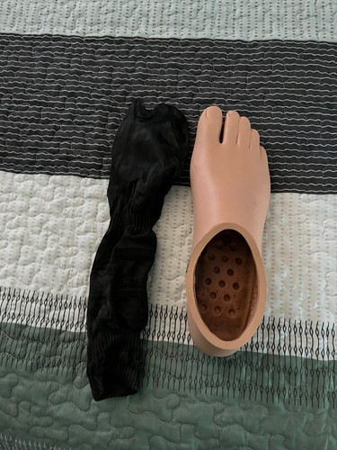 Prosthetic Foot Shell Size 30 Right Very Clean Only Used For A Demo For ...