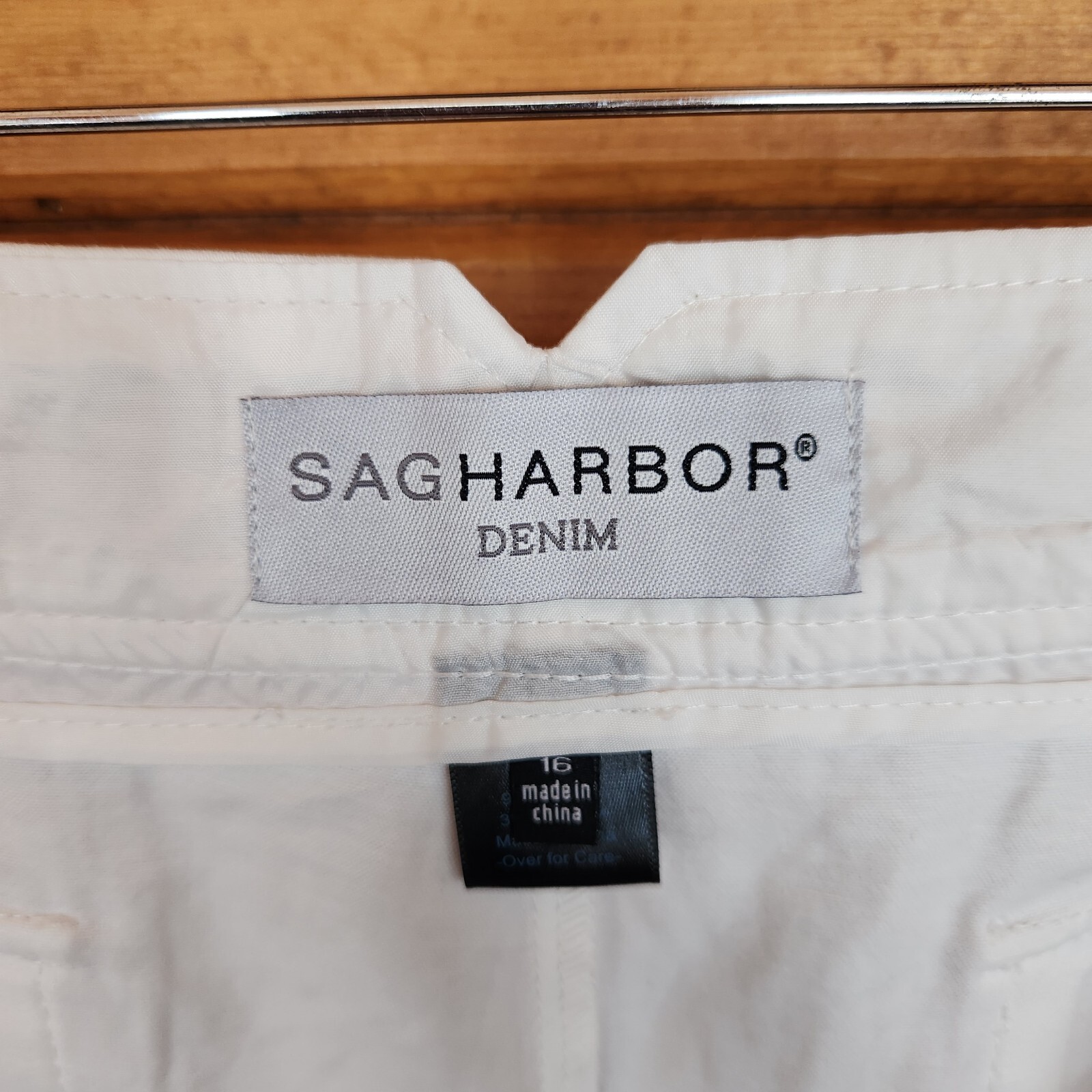 Sag Harbor NWT Denim White Pants Trousers Button Slash Pockets Plus Sz ...