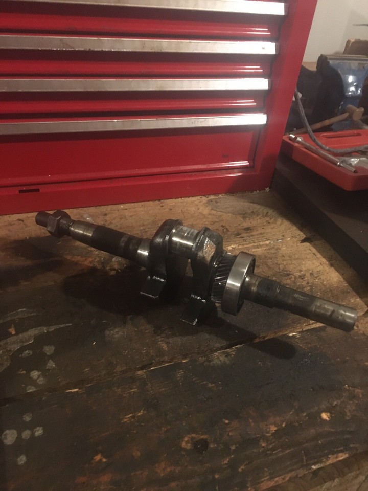 crankshaft For A Briggs And Stratton 10 Hp Came Off Of A Simplicity ...