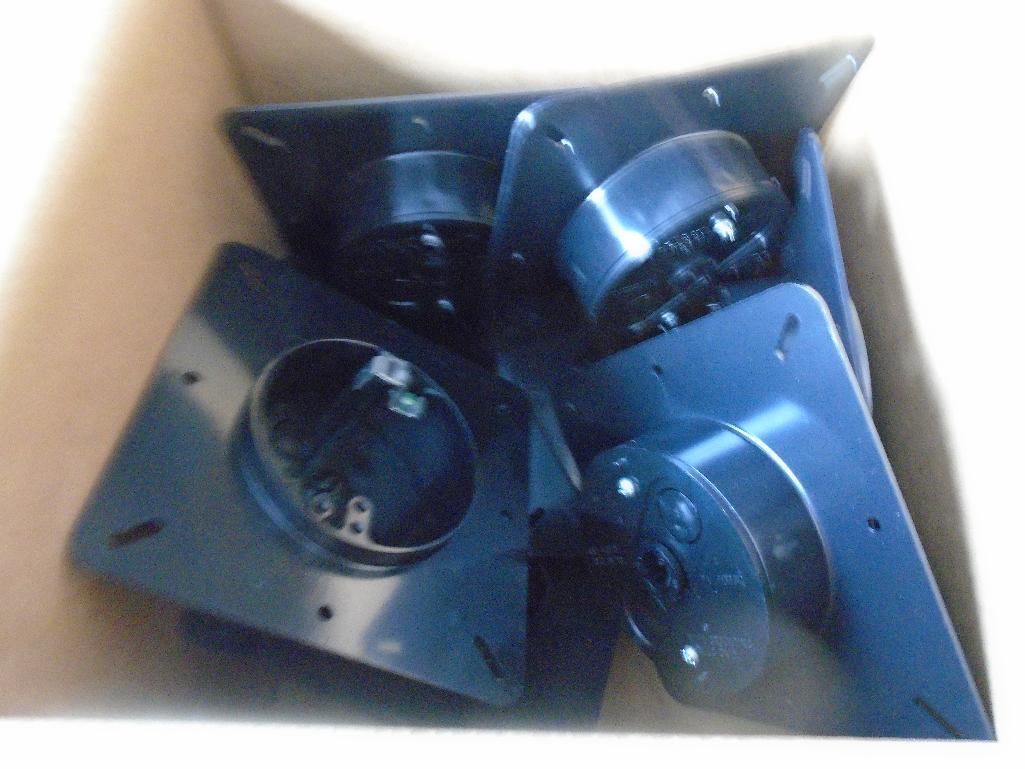 New ~ 1 PC ~ Non-Metallic Flanged Fixture Box Wall Mount, FR420FGC | eBay